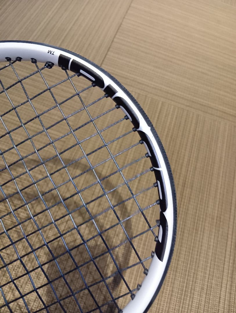 Babolat　ピュアストライク　PURE　STRIKE 100