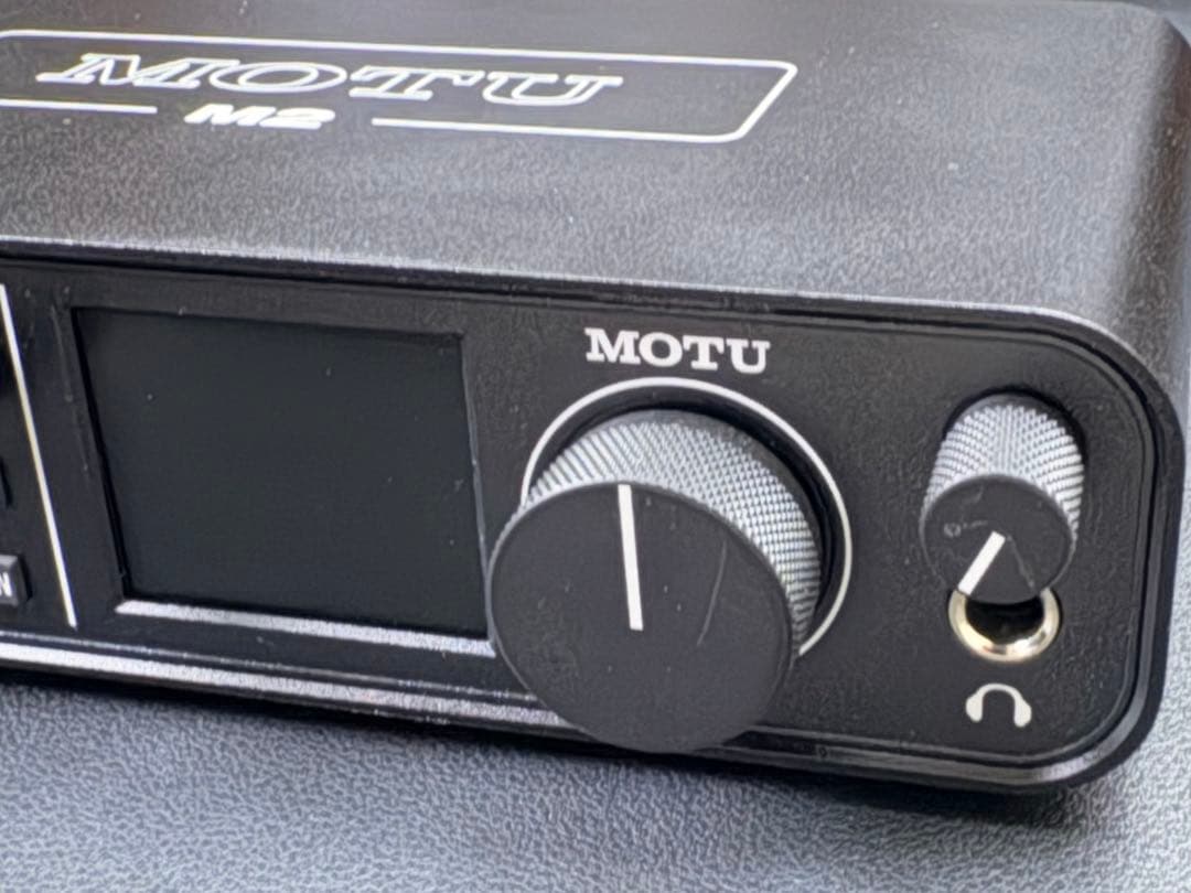 【極美品】MOTU M2 2in 2out USBオーディオインターフェース
