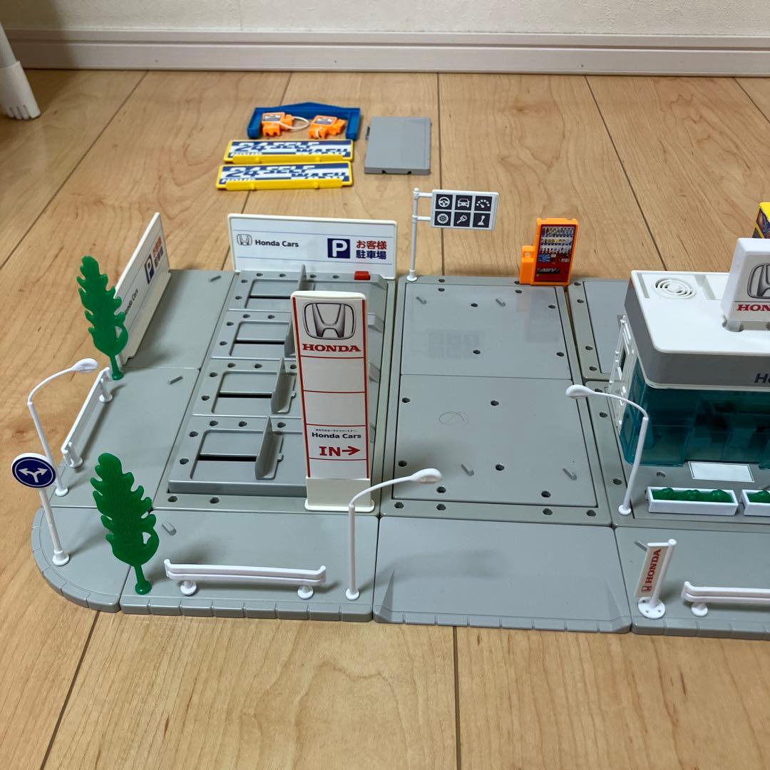 トミカタウン　ホンダカーズ　洗車場