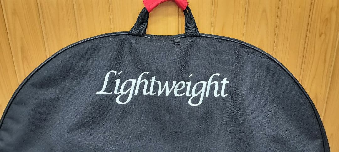 Lightweight 円形バッグ 黒