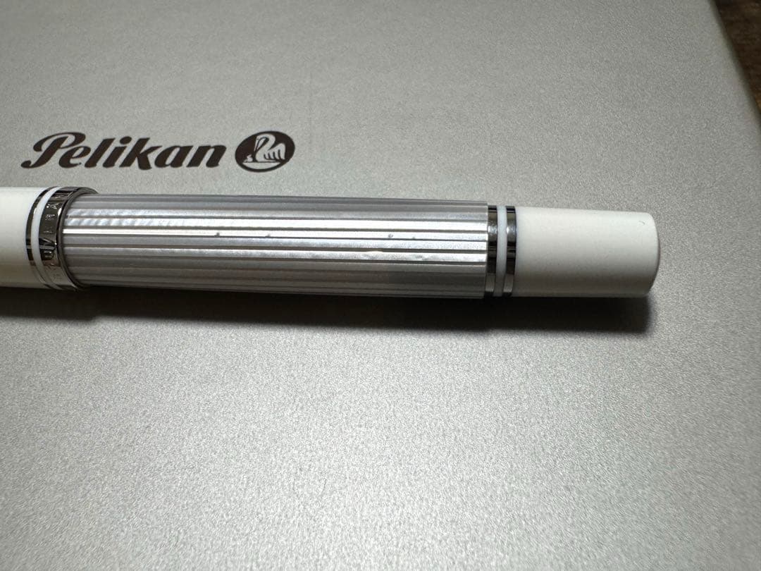 Pelikan スーべレーン M405 シルバーホワイトF