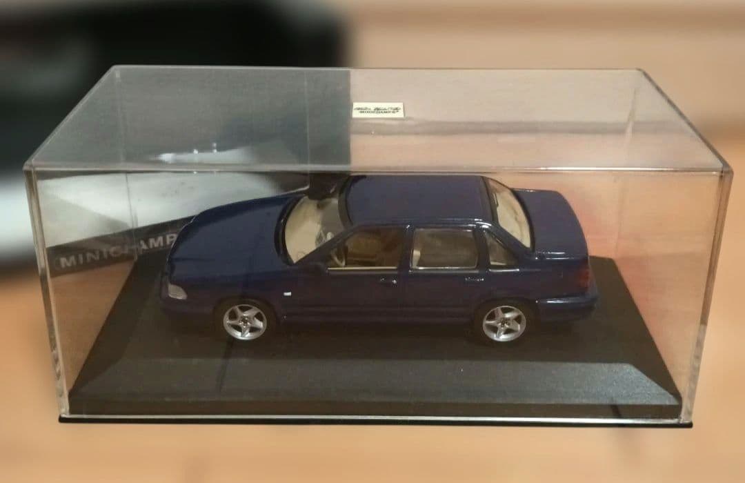 MINICHAMPS✪Volvo S70 Saloon 1/43スケール