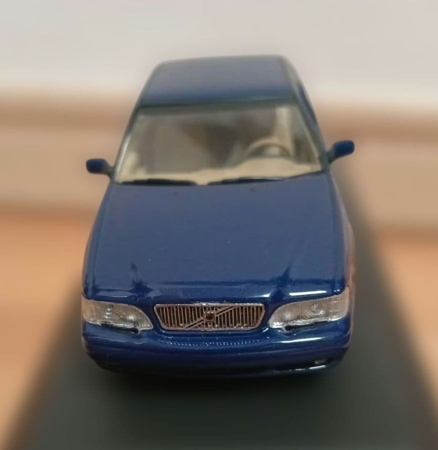 MINICHAMPS✪Volvo S70 Saloon 1/43スケール