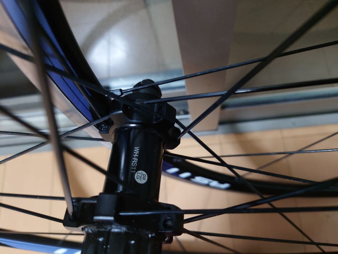 Shimano RS11 クリンチャーホイールセット