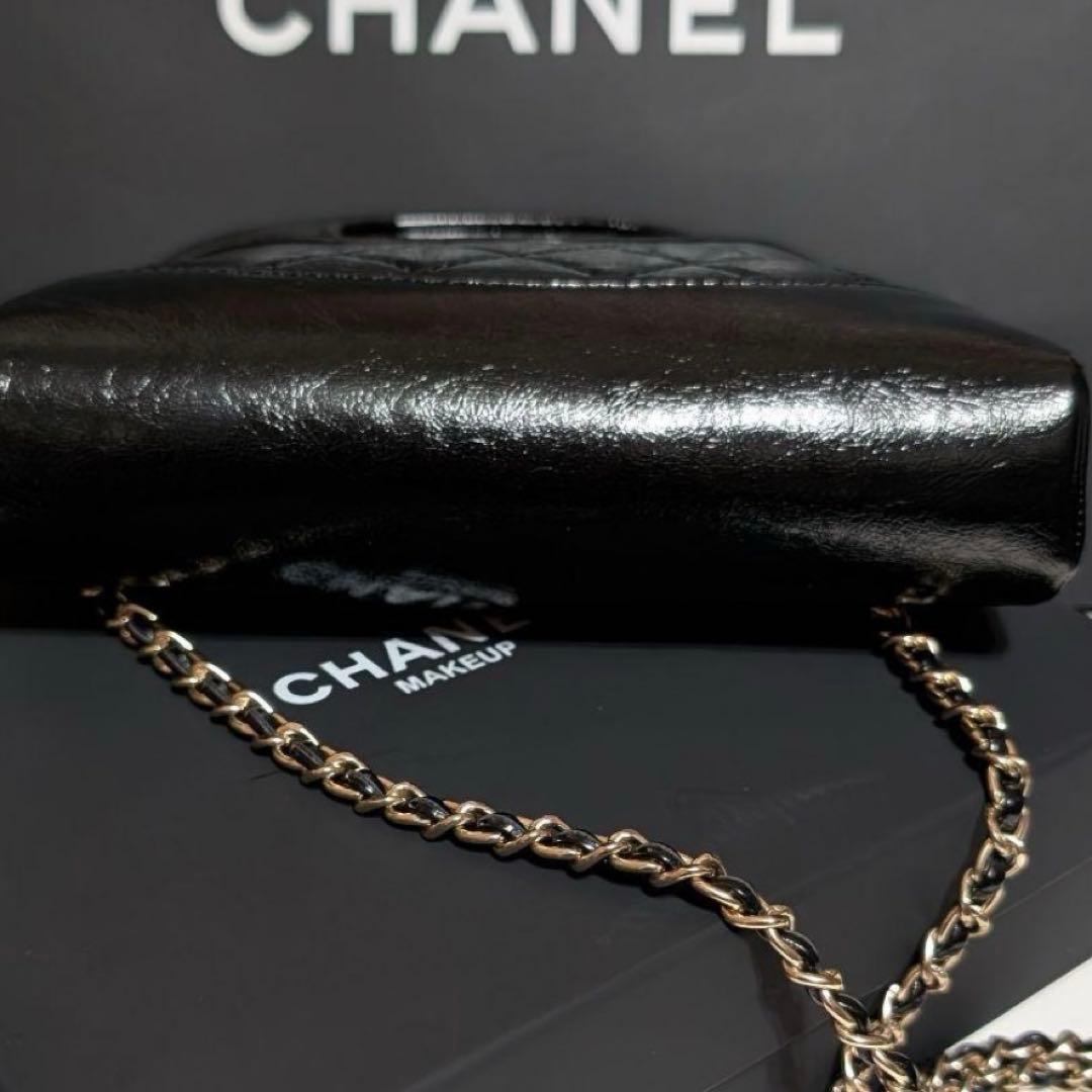 CHANEL ブラック キルティング バッグ　シャネル　ショルダーバッグ