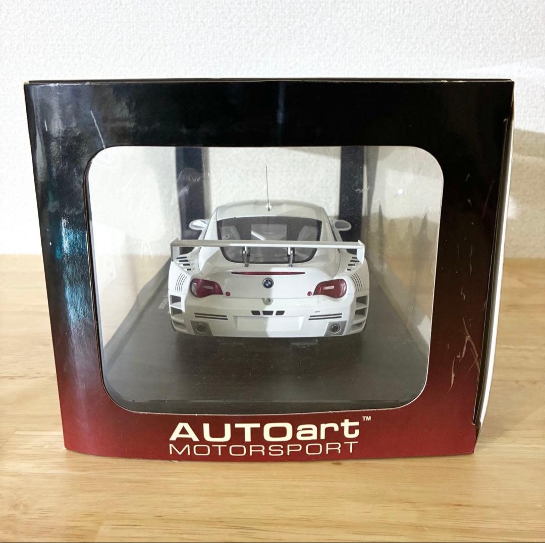 オートアート1:18  Z4 Coupe Race Car プレーンボディ