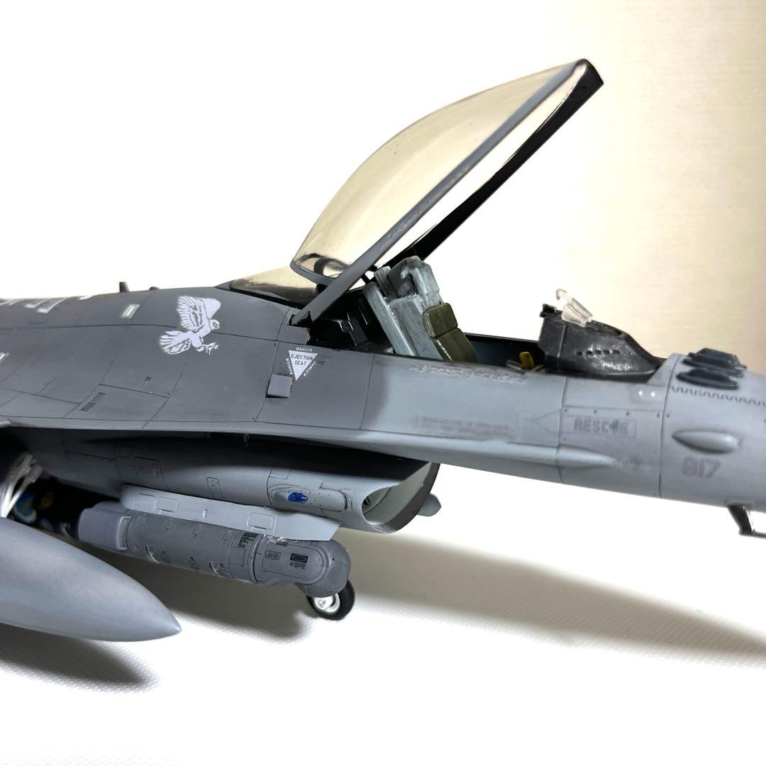 戦闘機プラモデル完成品1/48ハセガワF-16ファイティングファルコン