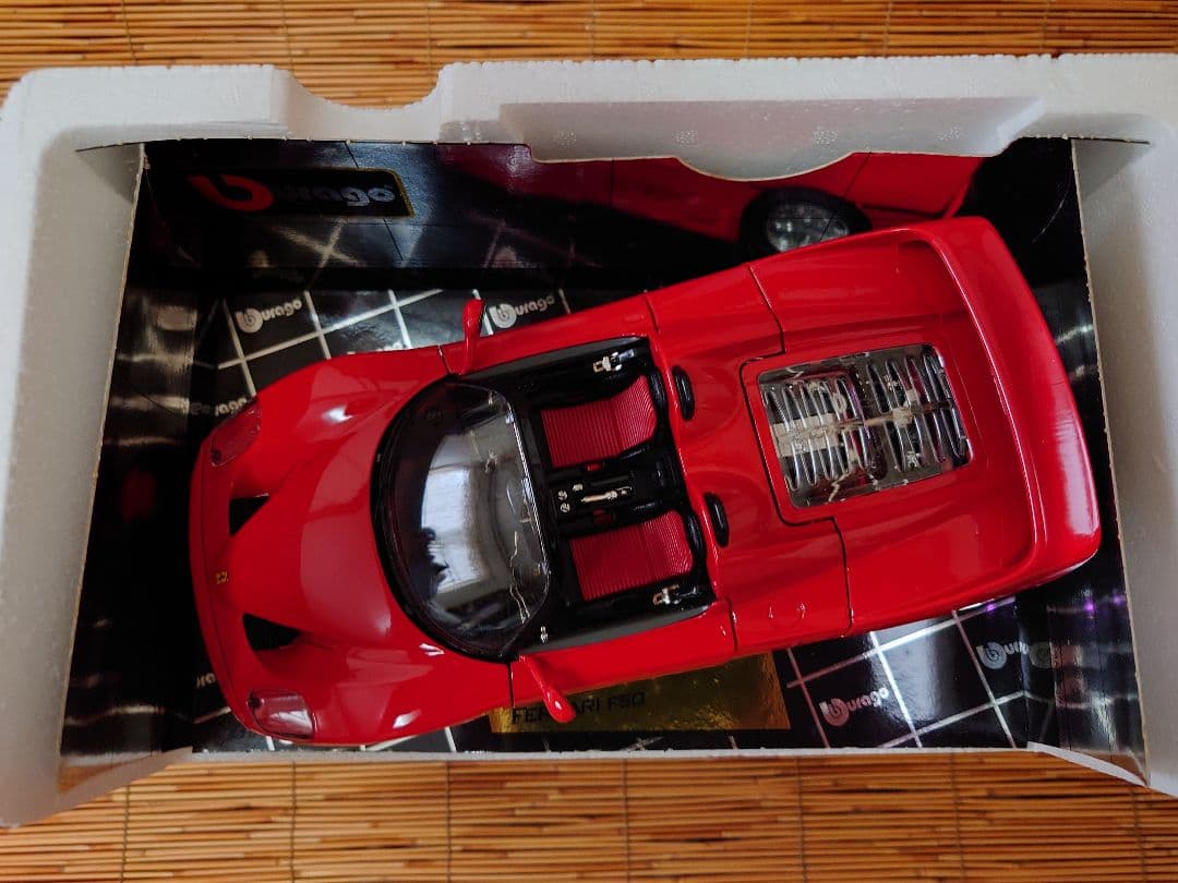 Burago(ブラーゴ) Ferrari F50 1/18