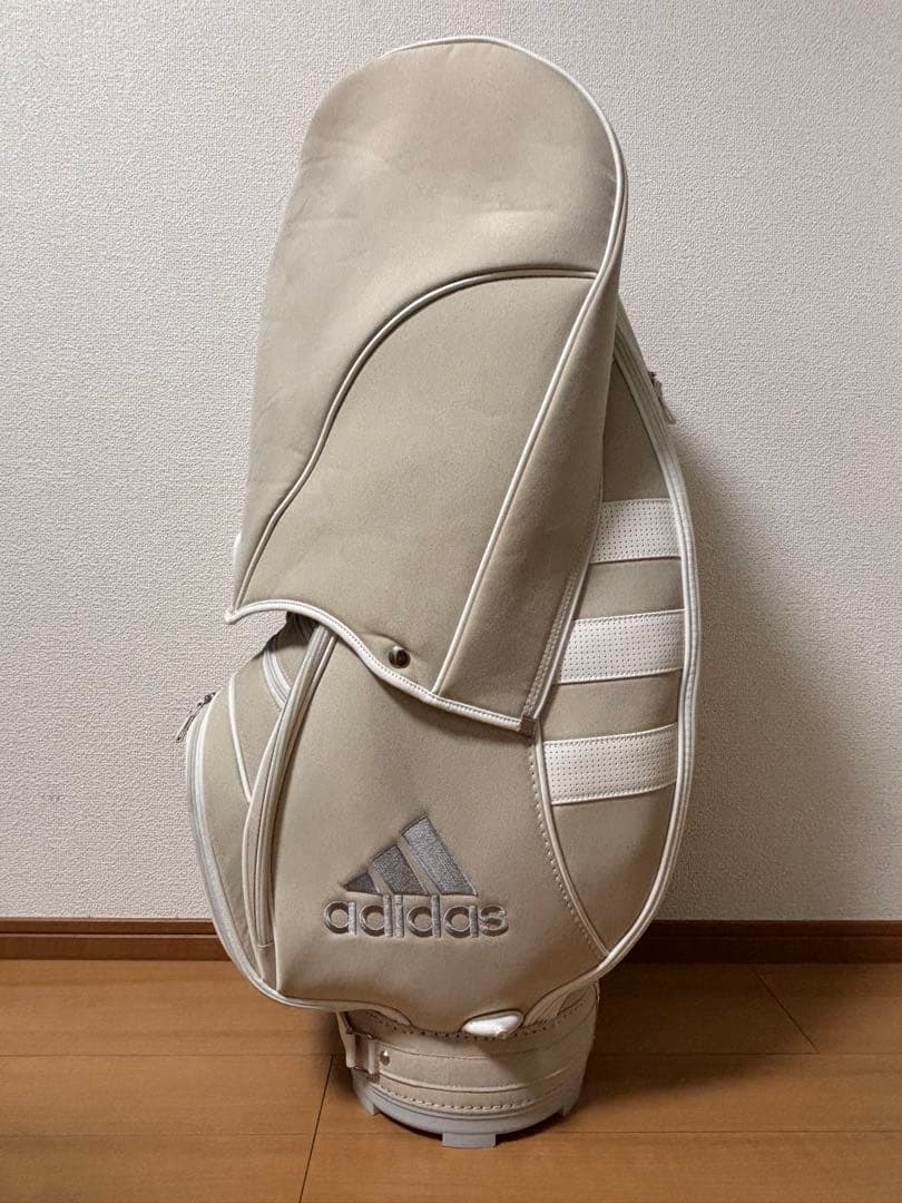 美品 アディダス adidas 軽量 レディース キャディバック 可愛いい