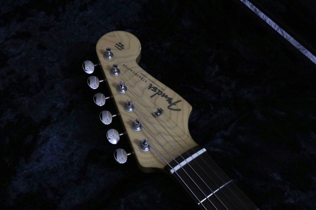 ギター fender made in japan 60s stratcaster