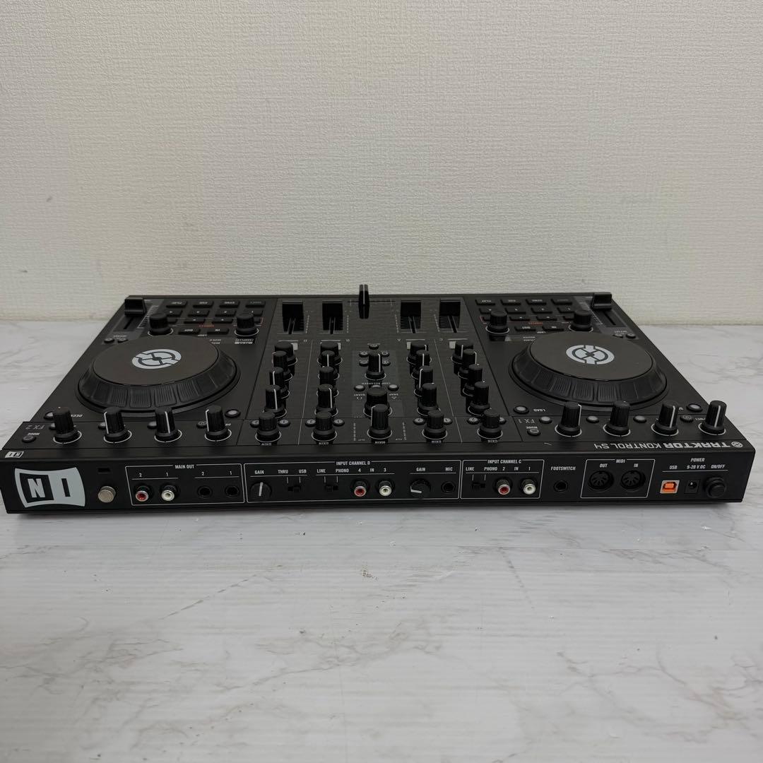 TRAKTOR KONTROL S4　DJコントローラー　専用フライトケース