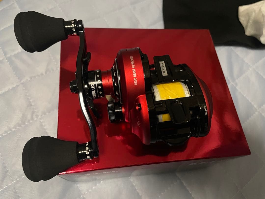 未使用 Abu Garcia Revo Beast Rocket ベイトリール