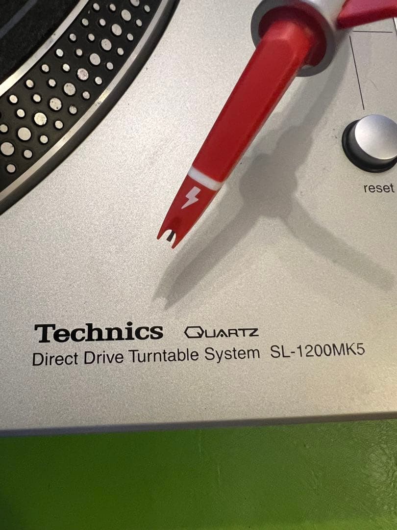 ア*ウ様 Technics SL-1200 MK5 ターンテーブル