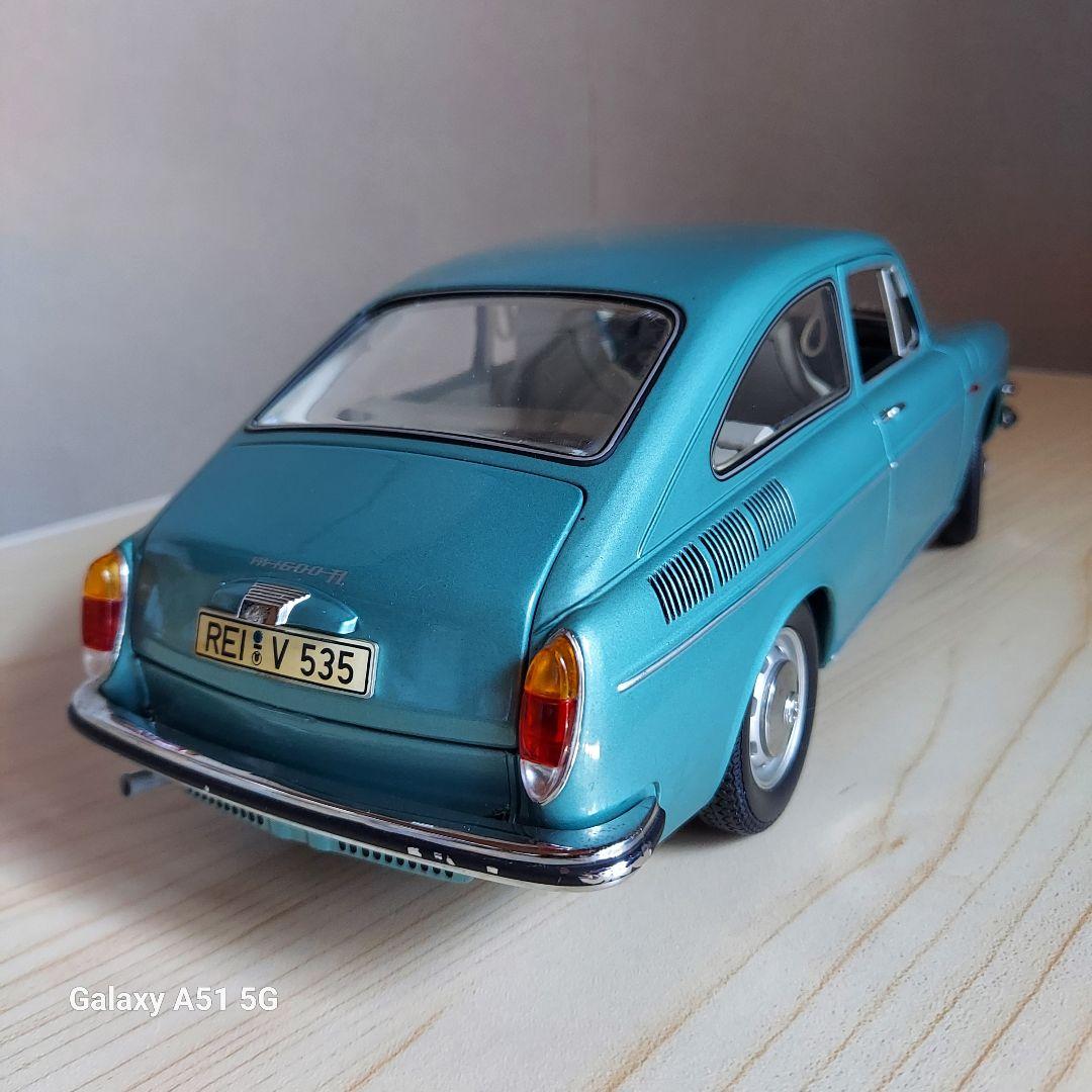 1/18 VW 1600 TL・1970 ミニチャンプス