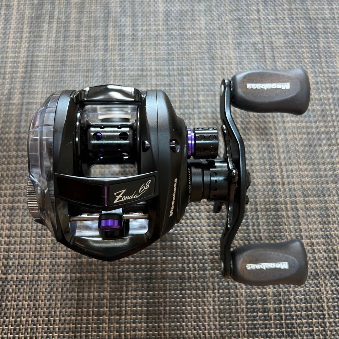 リール Megabass Zonda 68 L