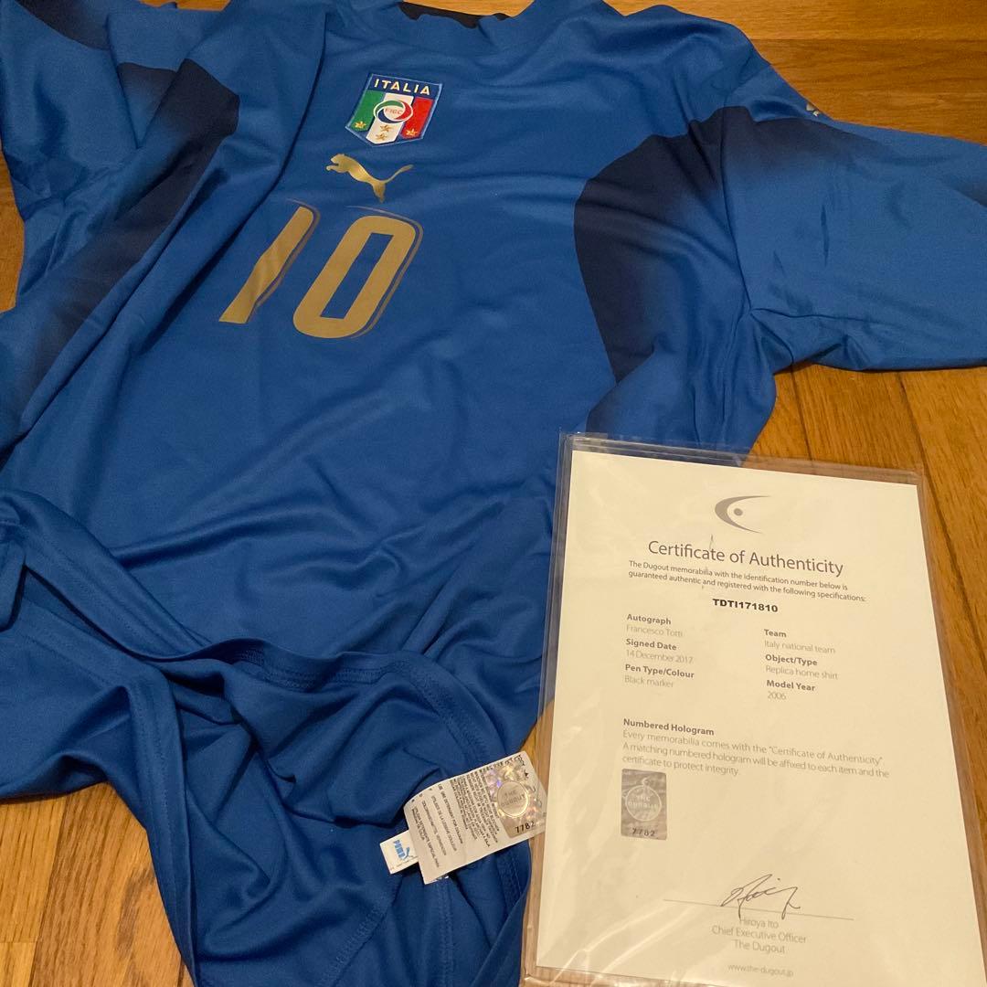 記念グッズ Francesco Totti Signed shirt Azzuri 2006