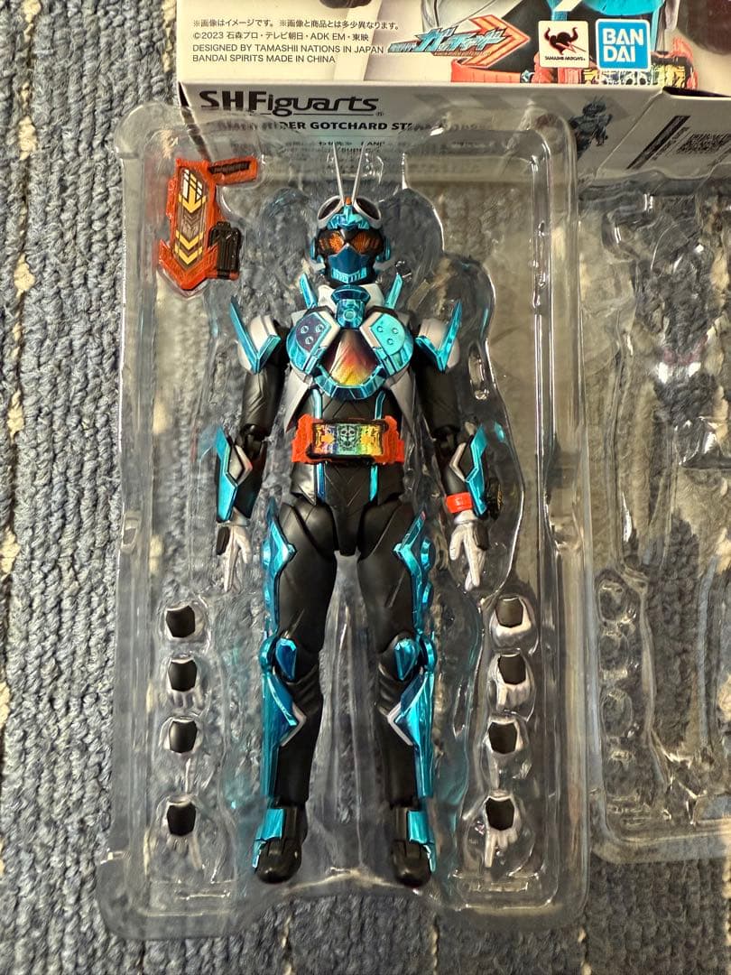 S.H.Figuarts 仮面ライダーガッチャードセット