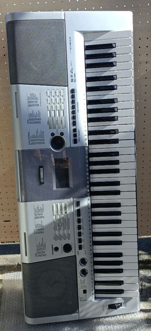 Yamaha PSR-E403 内蔵スピーカー付き