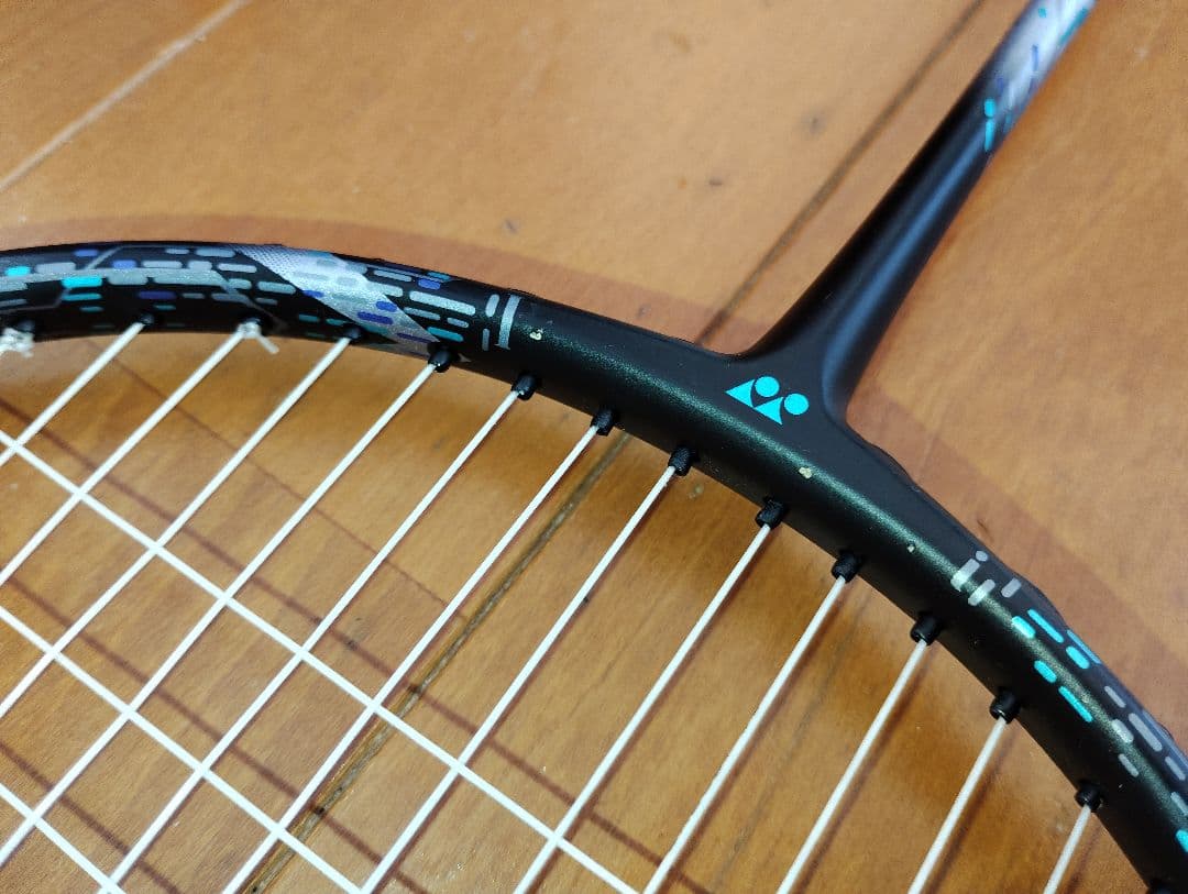 YONEX アストロクス88Dツアー 4UG6