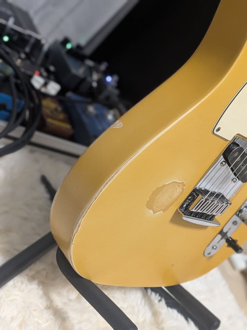 Fender Custom Classic Telecaster バタースコッチ
