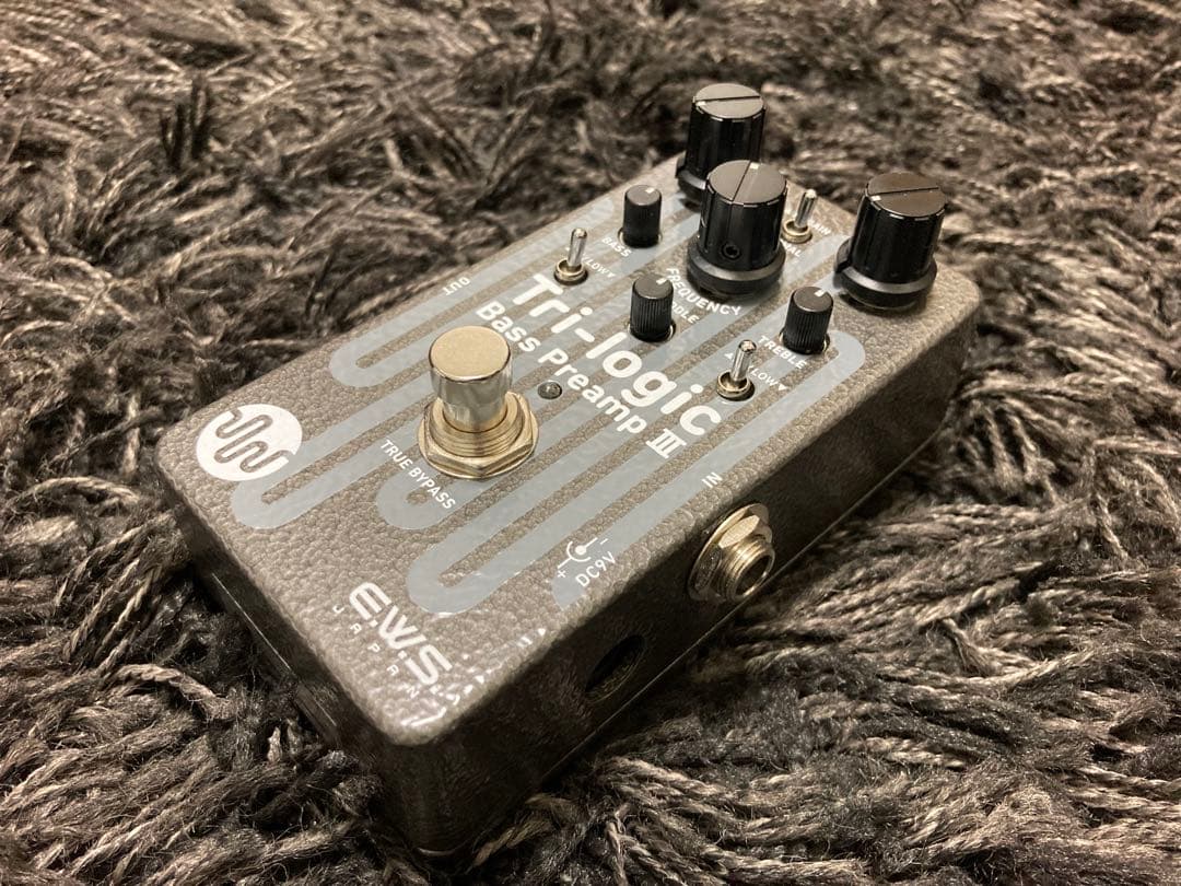 ベース EWS Tri-logic Bass Preamp III