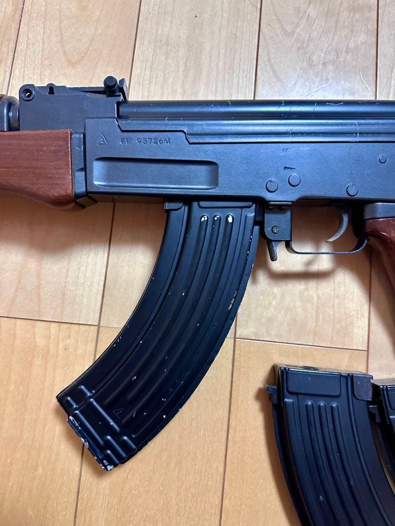 東京マルイ　AK47 スタンダード電動ガン　18歳以上　マガジン3本