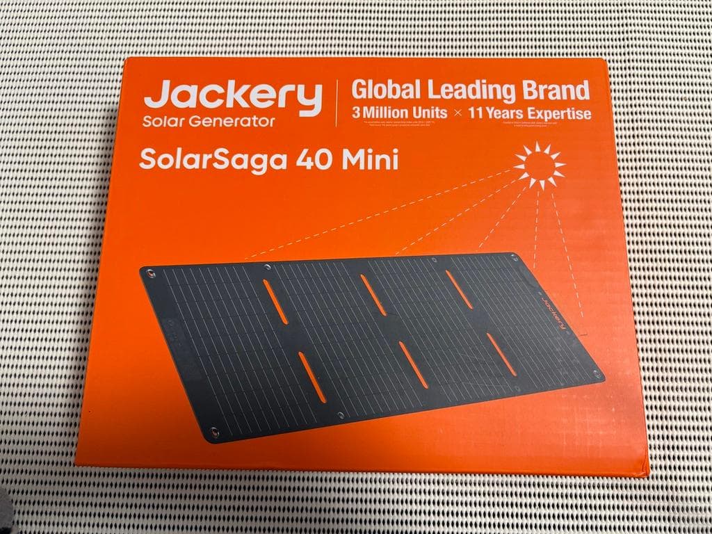 Jackery Solar Generator 240 ソーラー40W