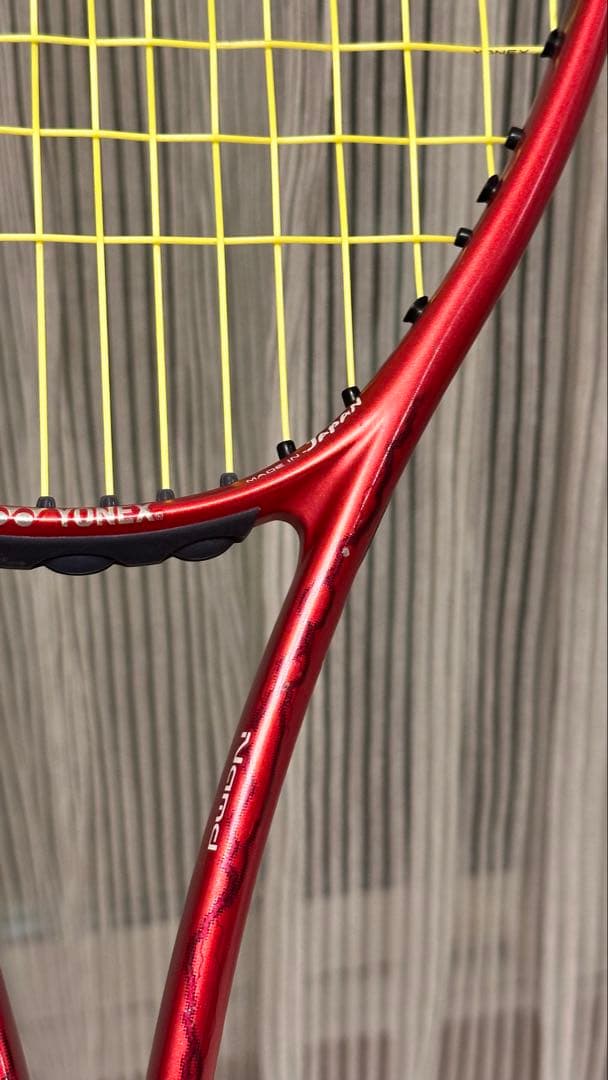 YONEX ボルトレイジ 7V 紅赤　Ul1