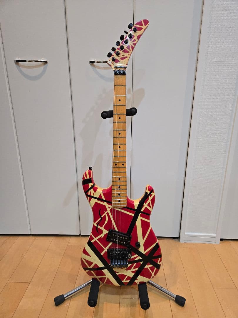 van halen エディ・ヴァン・ヘイレン風 ギター ノーブランド品