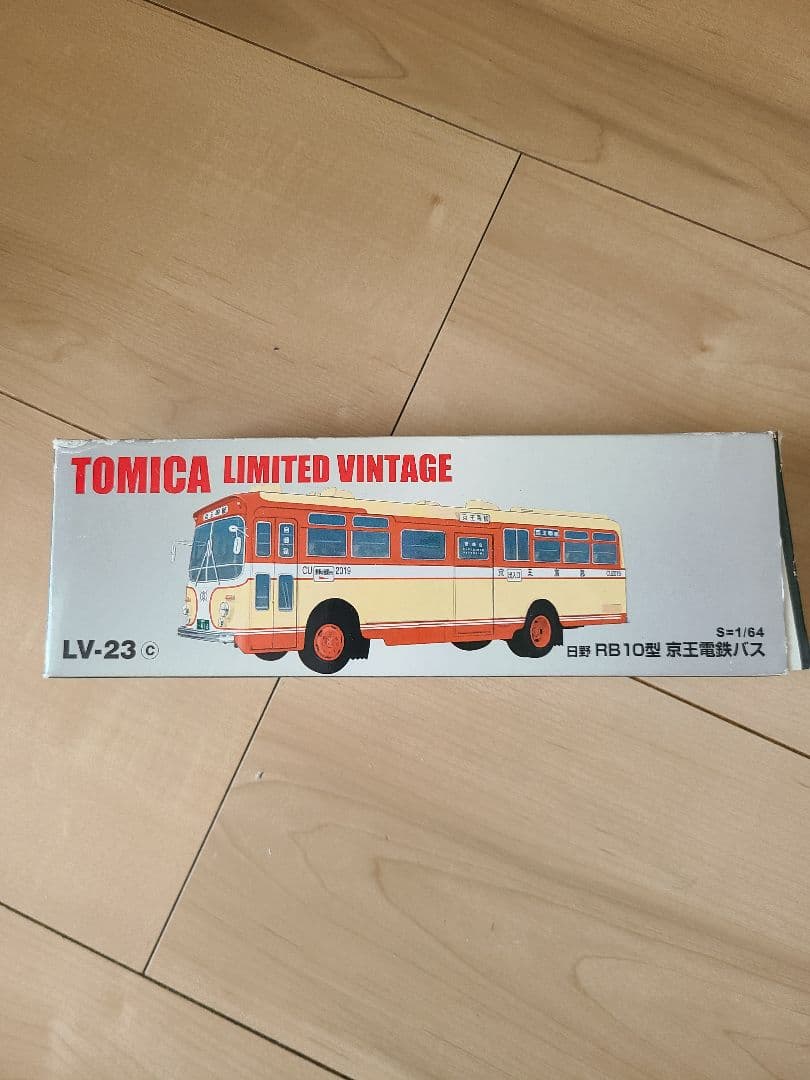 未使用、未開封TOMICA LIMITEDVINTAGE LV-23京王電鉄バス
