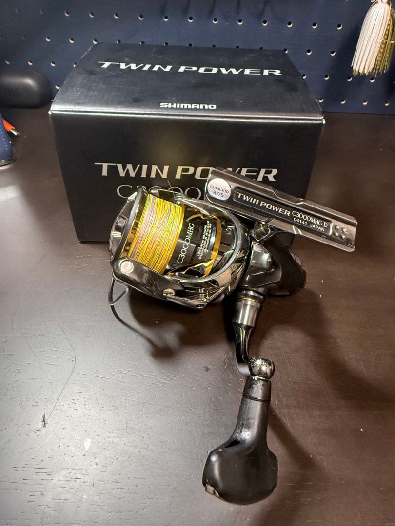 【最終値下げ】SHIMANO 20TWIN POWER C3000MHG