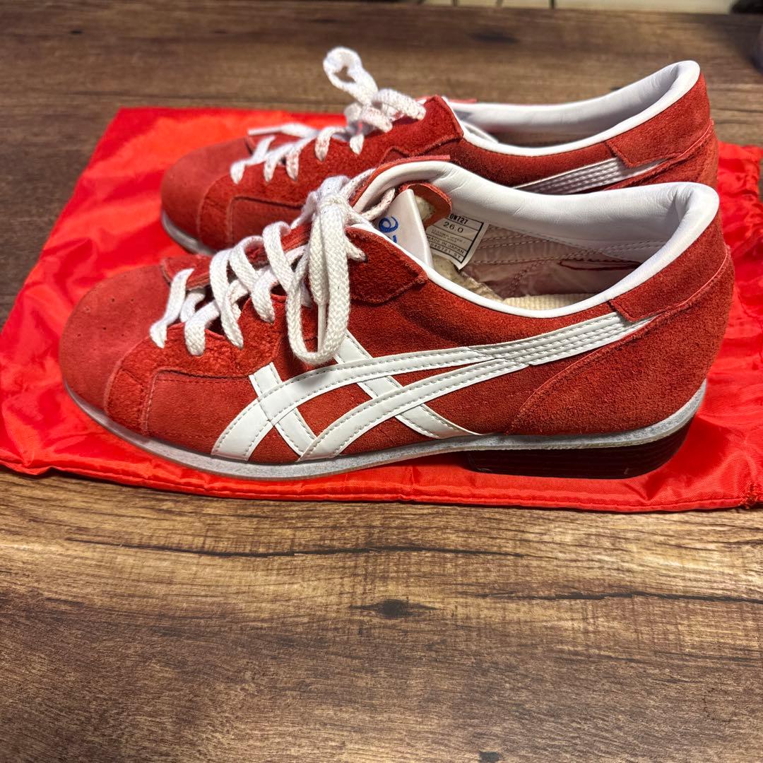 ASICS レッド スエード スニーカー 収納袋付き