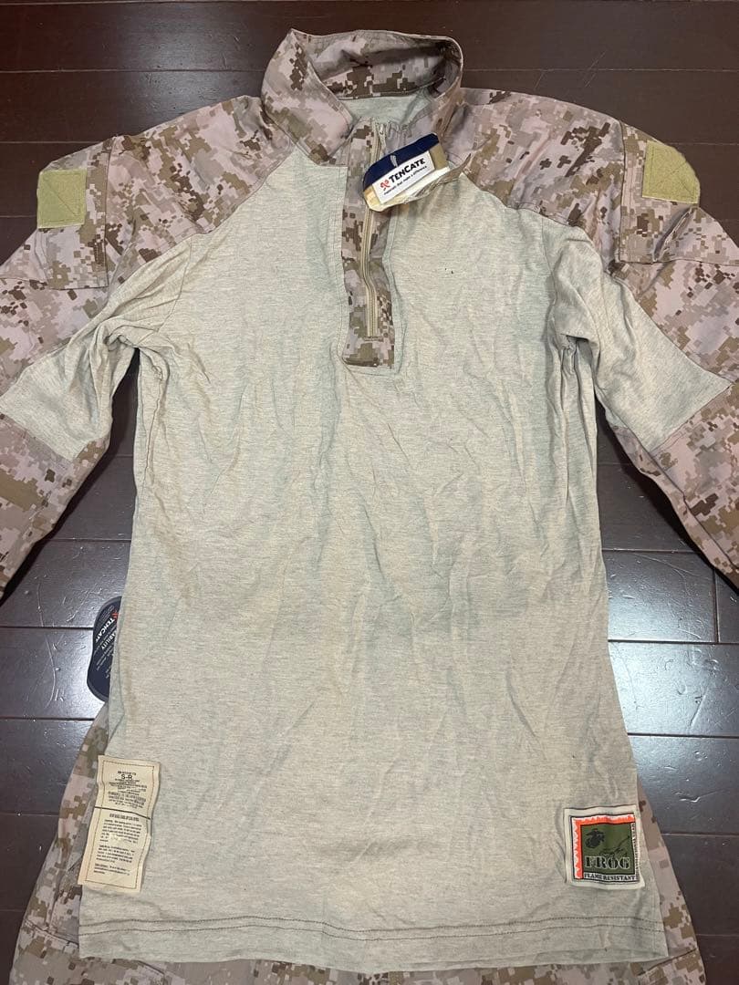 t*u様 実物 米軍放出 FROG コンバットシャツ DESERT MARPAT
