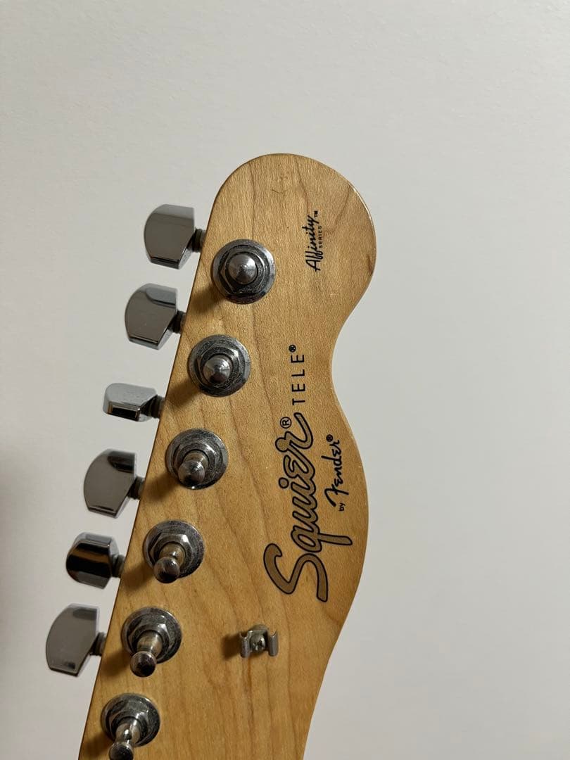 エレキギター　Squier Telecaster （右利き用）