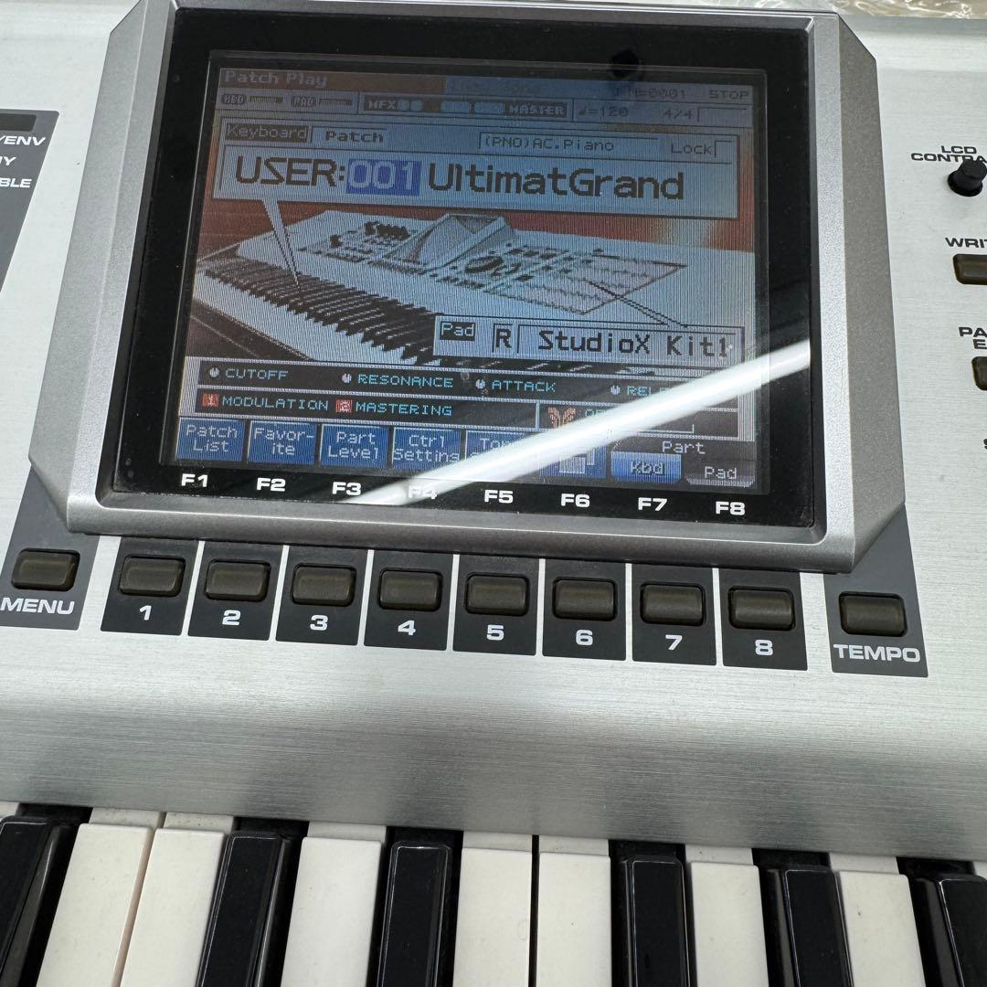 Roland Fantom X7 シンセサイザー　76鍵