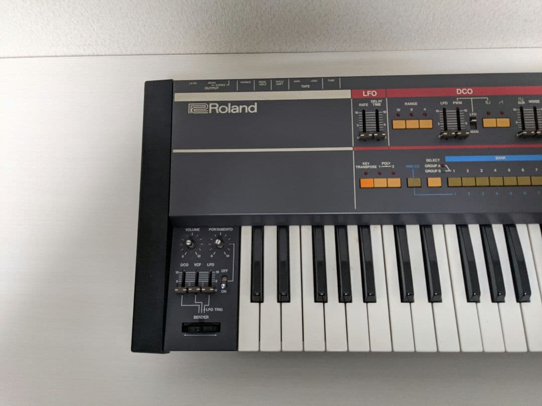 Roland JUNO-106 アナログシンセサイザー ビンテージ
