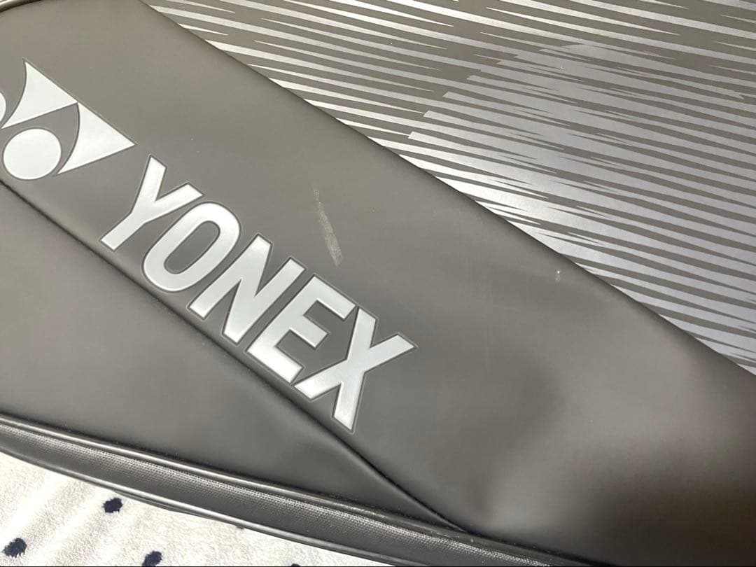 【美品】YONEX バドミントンバッグ バドミントンラケットケース付き ブラック