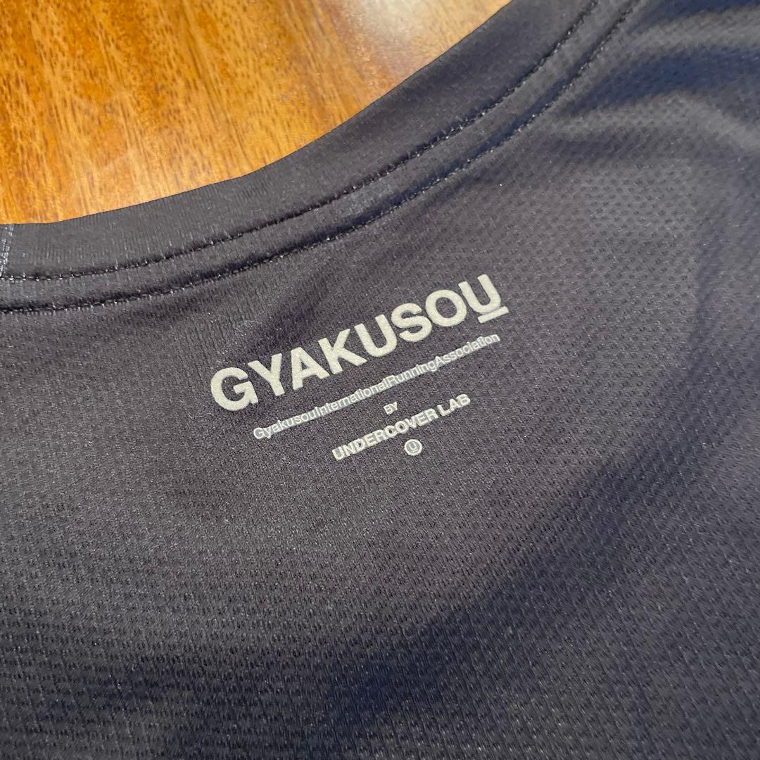 【美品】GYAKUSOU ギャクソウ NIKE ナイキ ランニング Tシャツ