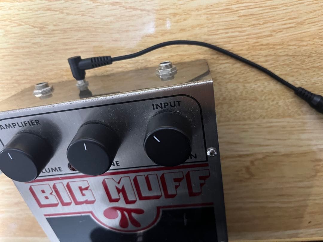 Electro-harmonix BIG MUFF 変換ケーブル付き