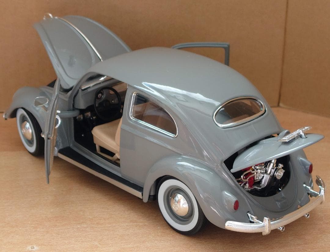 1/18 フォルクスワーゲン ビートル グレー VW BEETLE 1955