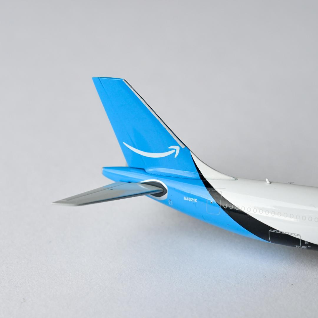 アマゾン Prime Air A330-300 P2F 貨物機 1/400