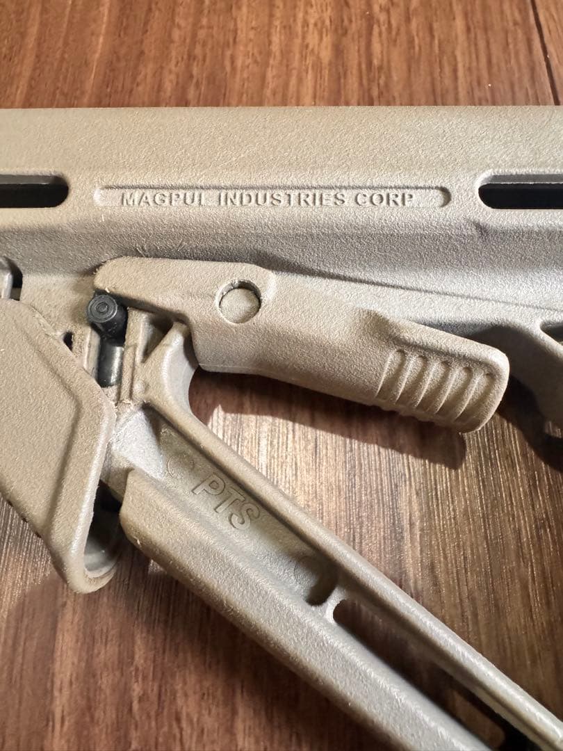 MAGPUL PTS　CTR　M4 　【◯◯タイプ】ではなく【実物】です。