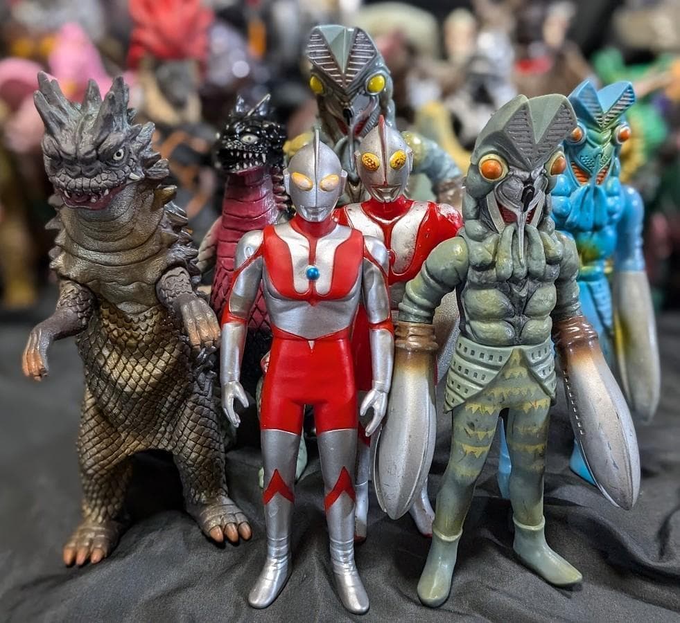 ウルトラＱ・ウルトラマン＆登場怪獣・宇宙人（バンダイ）ソフビ49体セット＋６