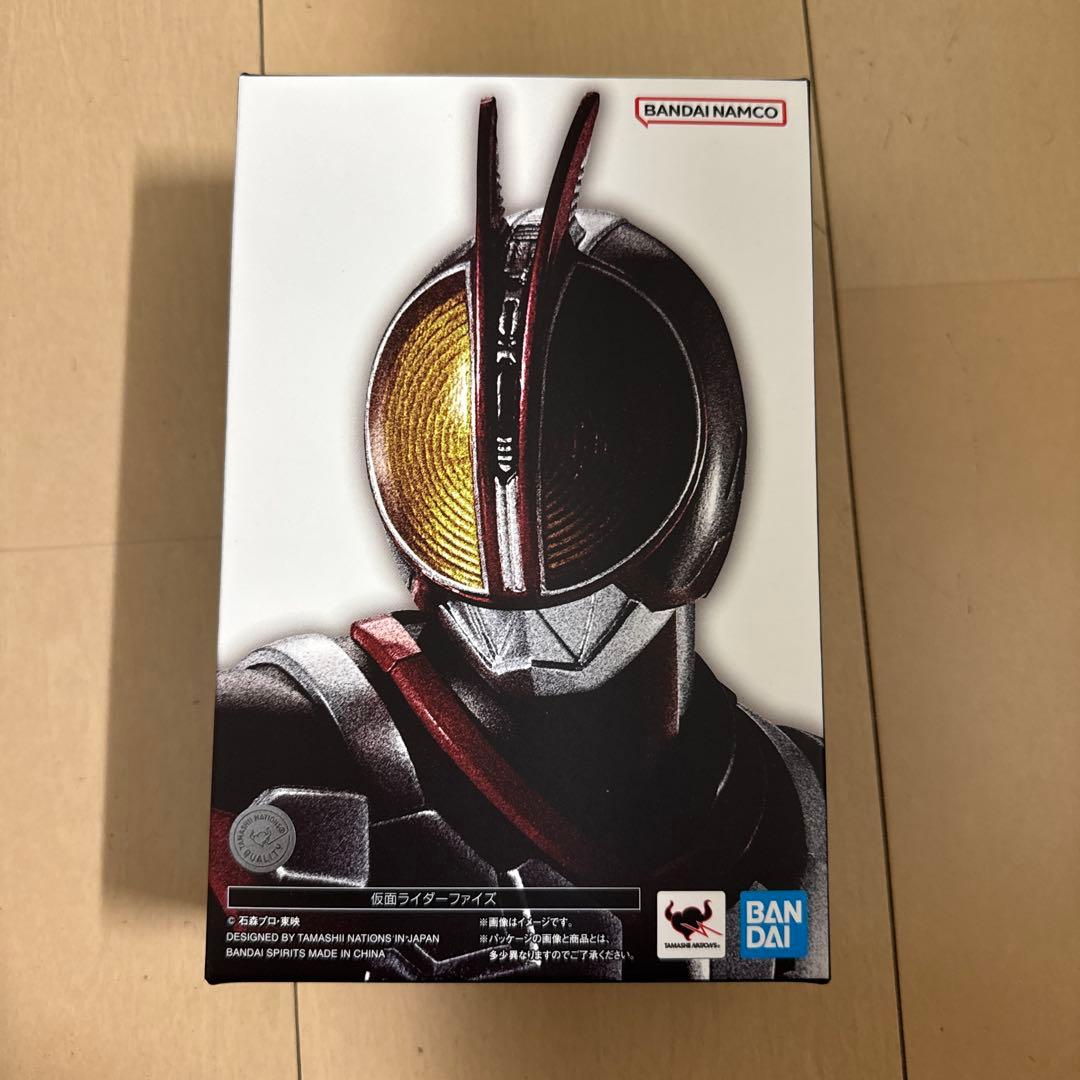 S.H.Figuarts(真骨彫製法) 仮面ライダーファイズ