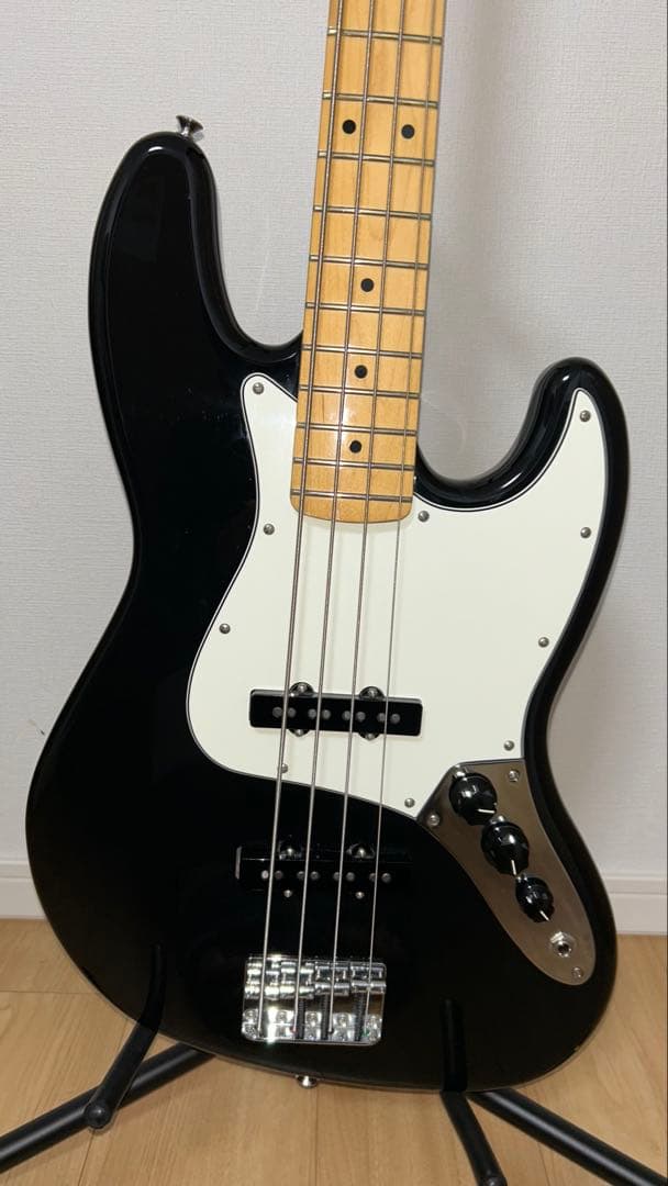 Fender Jazz Bass ストラップ付き