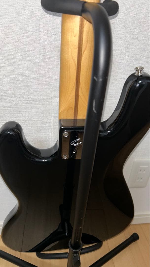 Fender Jazz Bass ストラップ付き