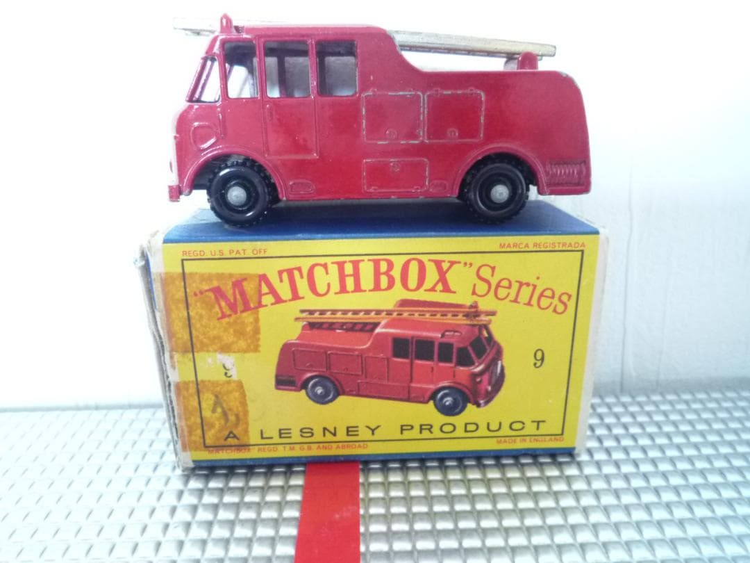 MATCHBOX N°9 FIRE TRUCK 1959