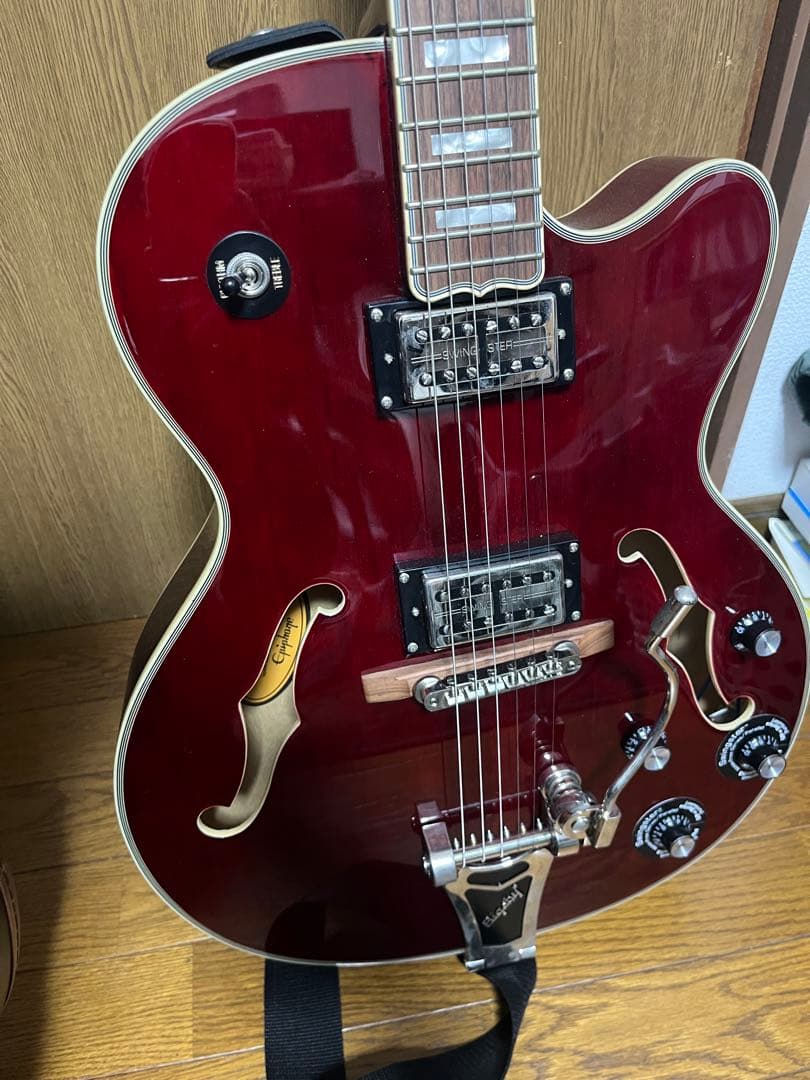 Epiphone swing sterエレキギター 赤 ハードケース付き