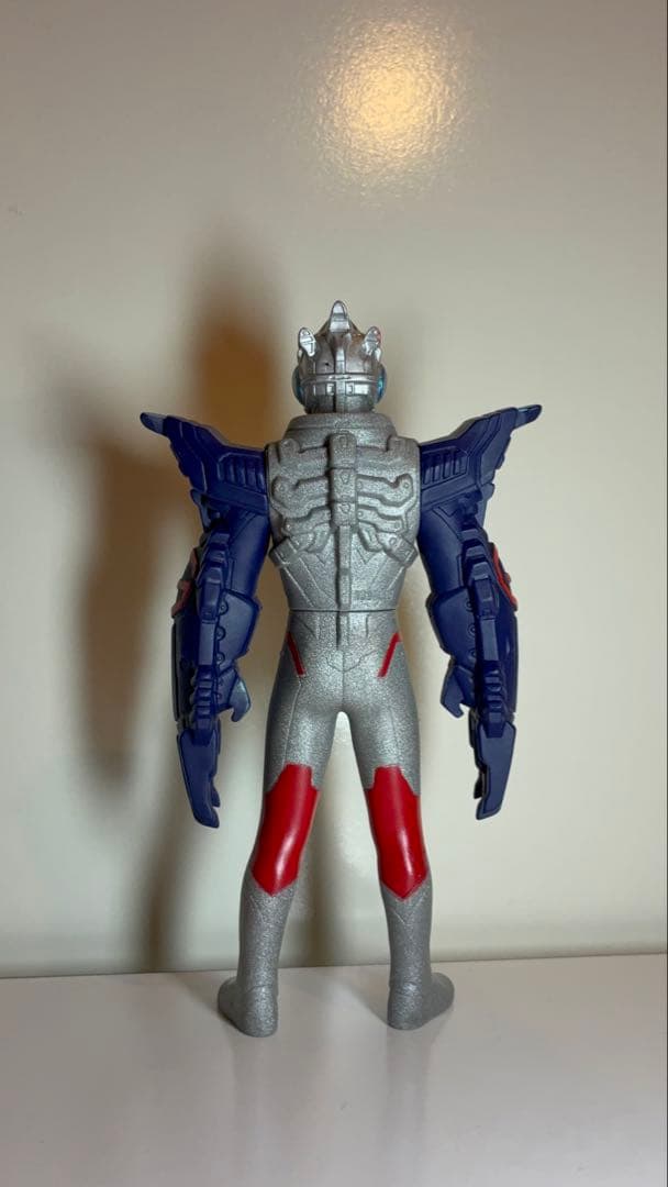 ウルトラマン 大型アーム付きフィギュア