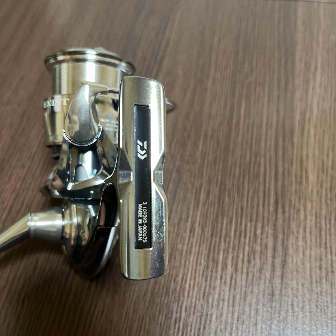 美品 DAIWA 22 EXIST イグジスト LT2500S
